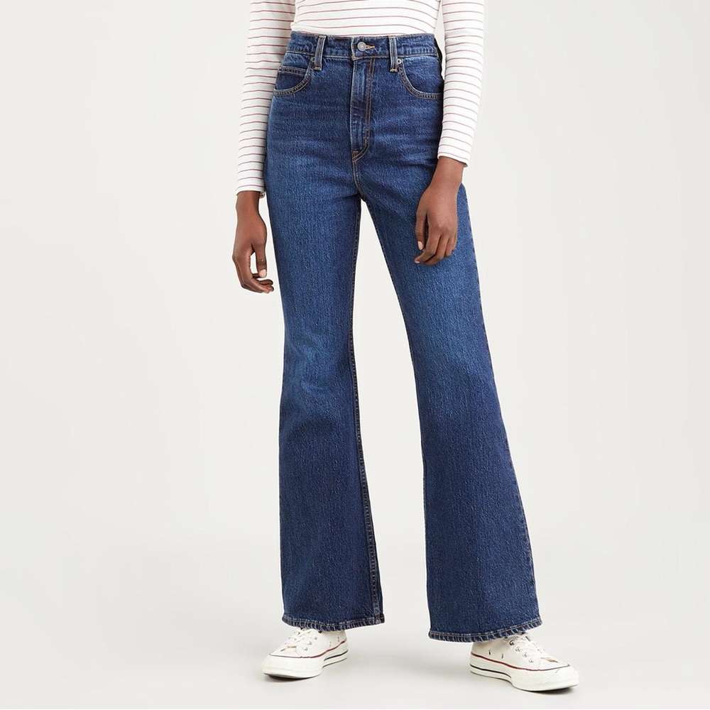 Levis 70 High Rise Flare